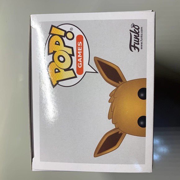 Funko | Toys | Funko Pop Pokemon Eevee Diamond Glitter Shared Sticker ...
